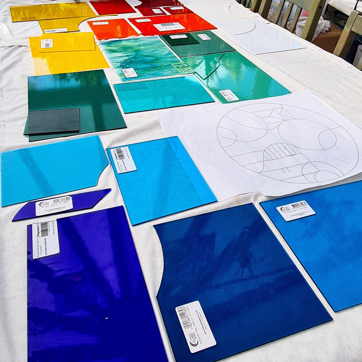 Choosing art glass colours – Glass Art by Linda